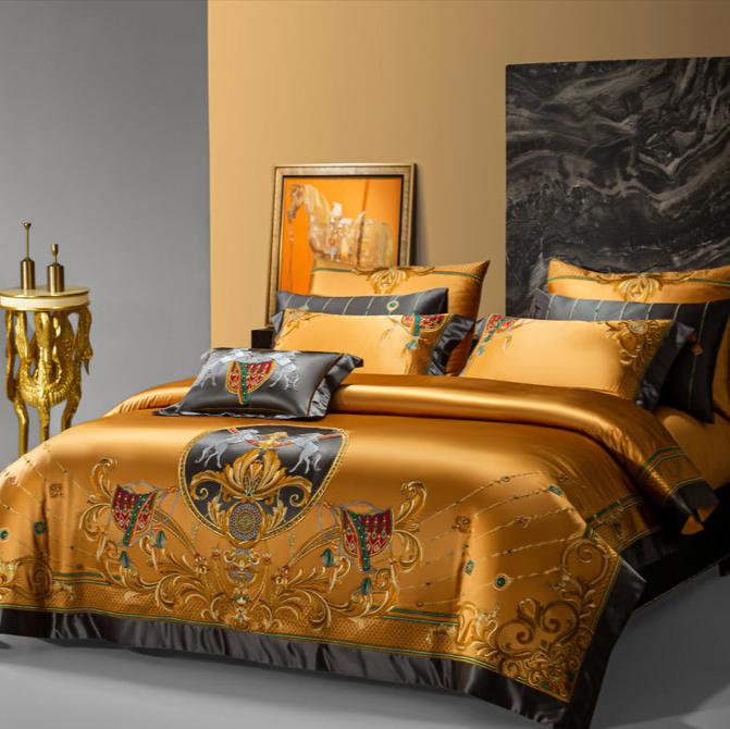 Aristocrat Gold Luxury Designer Bedding Set – Roomie Design