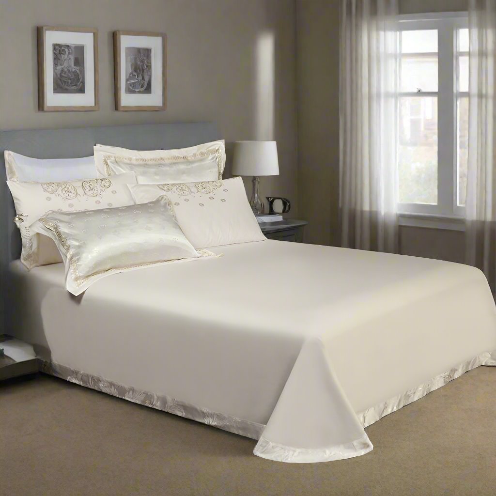 Laroux Luxury Jacquard Satin Bedding Set Luxury Designer Bedding Set ...